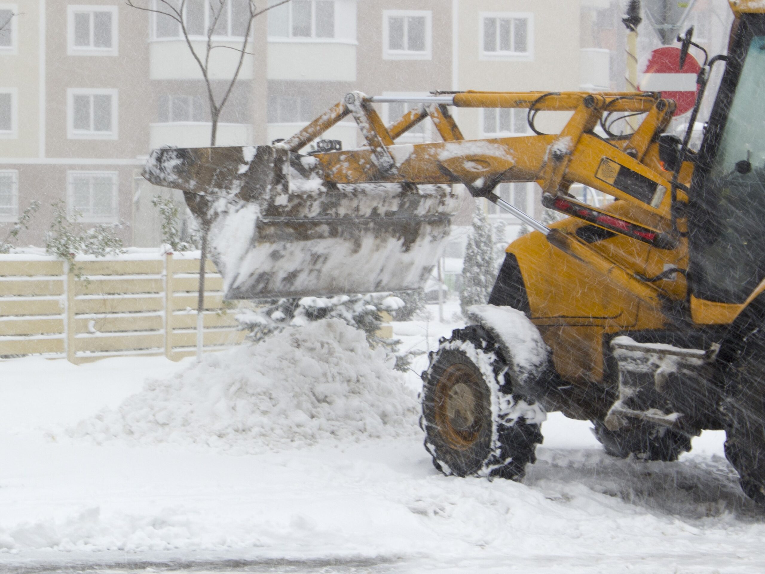 Snow Season Preparedness for Commercial Property Owners - Conner Strong